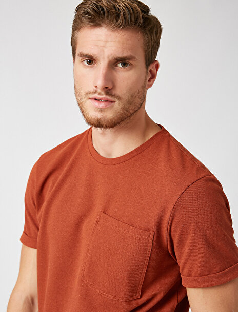 Koton Erkek Cepli Kisa Kollu Basic Tisört Koton Erkek Cepli Kisa Kollu Basic Tisört