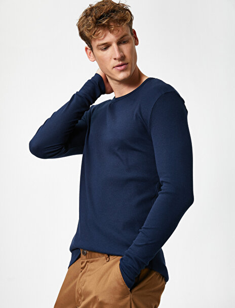 Koton Erkek Pamuklu Bisiklet Yaka Uzun Kolu Tişört