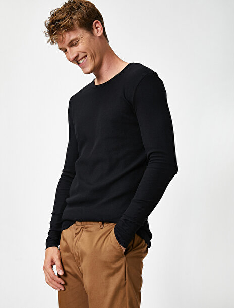 Koton Erkek Pamuklu Bisiklet Yaka Uzun Kolu Tişört