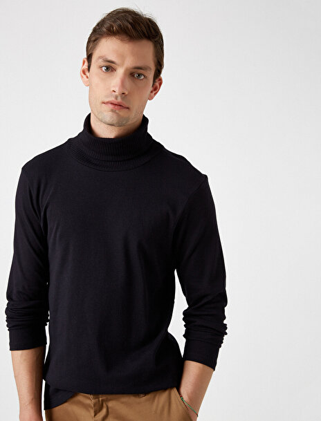 Koton Erkek Boğazlı Uzun Kollu Basic T-Shirt