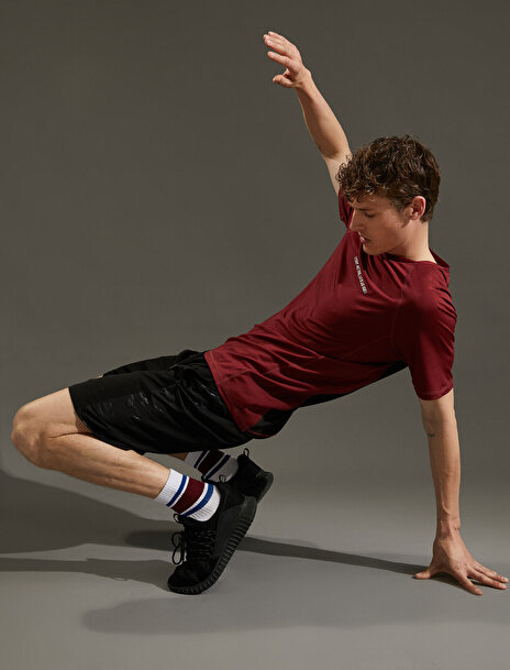 Koton Erkek Yazılı Baskılı Kısa Kollu Bisiklet Yaka Tişört