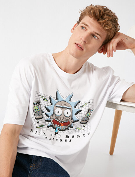 Koton Erkek Pamuklu Rick and Morty Lisanslı Bisiklet Yaka Kısa Kollu Tişört Koton Erkek Pamuklu Rick and Morty Lisanslı Bisiklet Yaka Kısa Kollu Tişört