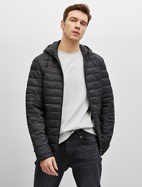 Koton Erkek Kapüşonlu Fermuarlı Mont