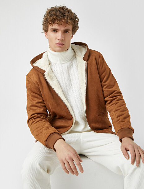 Koton Erkek Kapüşonlu Süet Görünümlü İçi Suni Kürklü Fermuarlı Mont