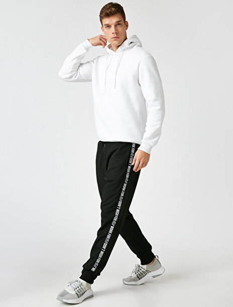Koton Erkek Yazılı Baskılı Normal Bel Jogger Eşofman Altı Koton Erkek Yazılı Baskılı Normal Bel Jogger Eşofman Altı