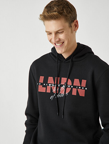 Koton Erkek Yazılı Baskılı Kapüşonlu Sweatshirt