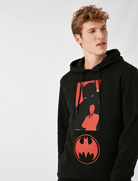 Koton Erkek Batman Lisanslı Baskılı Kapüşonlu Sweatshirt