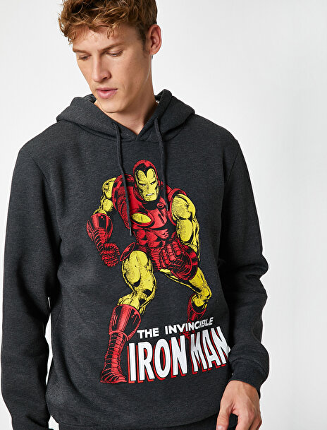 Koton Erkek Kapüşonlu Marvel Lisanslı Iron Man Sweatshirt Koton Erkek Kapüşonlu Marvel Lisanslı Iron Man Sweatshirt