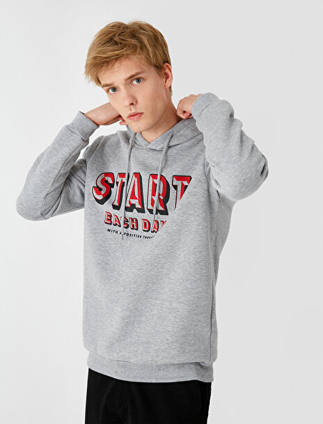 Koton Erkek Kapüşonlu Yazılı Baskılı Sweatshirt