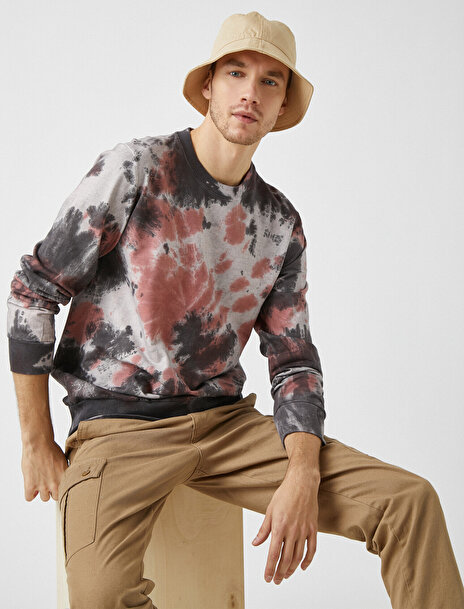 Koton Erkek Pamuklu Desenli Bisiklet Yaka Uzun Kollu Sweatshirt