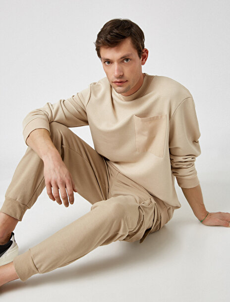 Koton Erkek Dik Yaka Cepli Uzun Kollu Sweatshirt