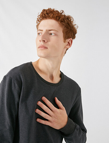Koton Erkek Respect Life - Yaşama Saygı - Bisiklet Yaka Basic Sweatshirt Koton Erkek Respect Life - Yaşama Saygı - Bisiklet Yaka Basic Sweatshirt
