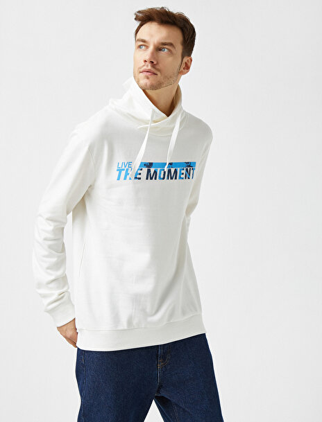 Koton Erkek Respect Life - Yaşama Saygı - Baskılı Dik Yaka Pamuklu Sweatshirt Koton Erkek Respect Life - Yaşama Saygı - Baskılı Dik Yaka Pamuklu Sweatshirt