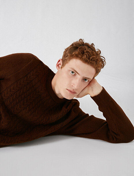 Koton Erkek Bisiklet Yaka Slim Triko Kazak