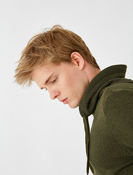 Koton Erkek Yığma Yaka Slim Fit Uzun Kollu Kazak