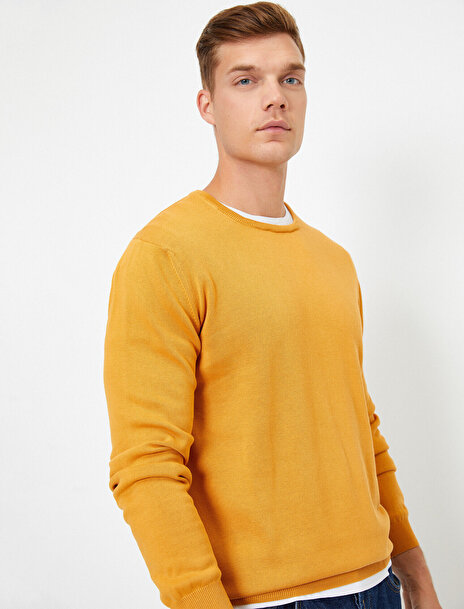 Koton Erkek Pamuklu Bisiklet Yaka Triko Kazak