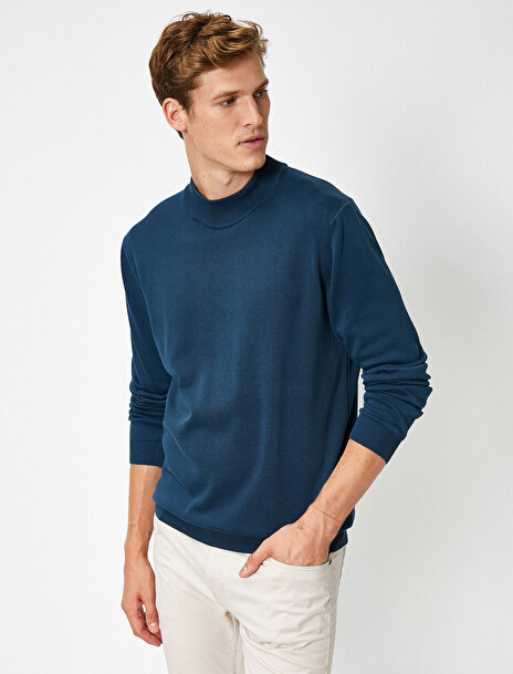 Koton Erkek Pamuklu Yarım Balıkçı Yaka Slim Triko Kazak