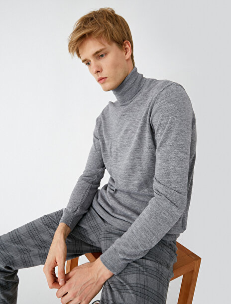 Koton Erkek Boğazlı Uzun Kollu Slim Fit Triko Kazak Koton Erkek Boğazlı Uzun Kollu Slim Fit Triko Kazak