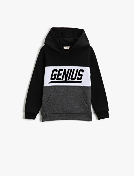 Koton Erkek Çocuk Kapüsonlu Yazili Baskili Kanguru Cepli Sweatshirt