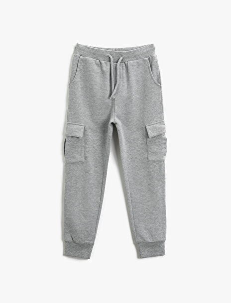 Koton Erkek Çocuk Respect Life - Yaşama Saygı - Organik Pamuklu Beli Bağlamalı Paçaları Büzgülü Kargo Pantolon Koton Erkek Çocuk Respect Life - Yaşama Saygı - Organik Pamuklu Beli Bağlamalı Paçaları Büzgülü Kargo Pantolon