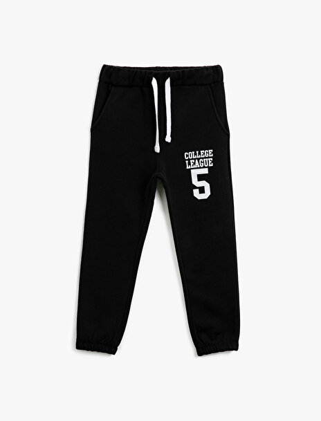 Koton Erkek Çocuk Respect Life - Yaşama Saygı - Normal Bel Beli Bağlamalı Baskılı Eşofman Altı Koton Erkek Çocuk Respect Life - Yaşama Saygı - Normal Bel Beli Bağlamalı Baskılı Eşofman Altı