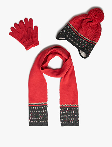 Koton Kız Çocuk Ponponlu Örgü Atkı Eldiven Bere Takım Koton Kız Çocuk Ponponlu Örgü Atkı Eldiven Bere Takım