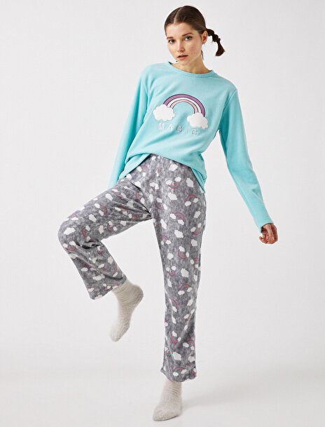 Koton Kadın Polar Nakış Detaylı Pijama Takımı