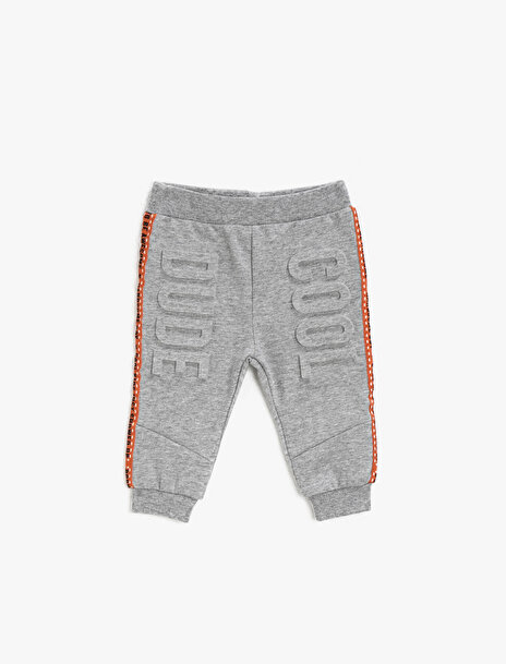 Koton Erkek Çocuk Şeritli Yazılı Baskılı Eşofman Altı Koton Erkek Çocuk Şeritli Yazılı Baskılı Eşofman Altı