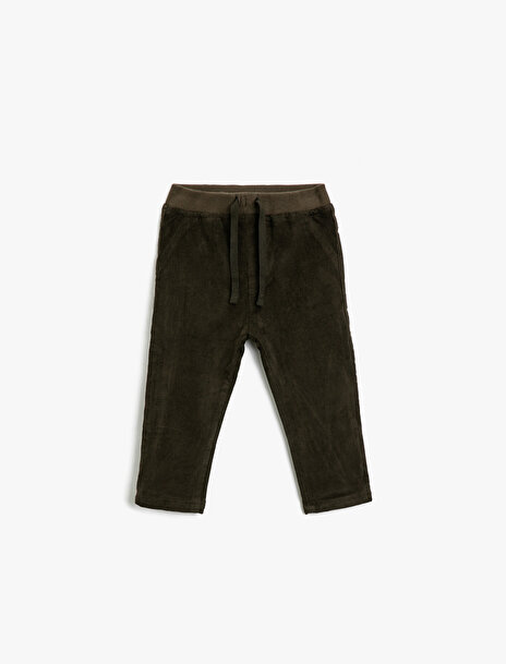 Koton Erkek Çocuk Pamuklu Beli Bağlamalı Regular Fit Pantolon Koton Erkek Çocuk Pamuklu Beli Bağlamalı Regular Fit Pantolon