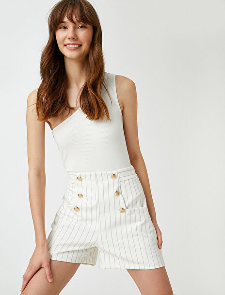 Koton Kadın Düğmeli Yüksek Bel Şort