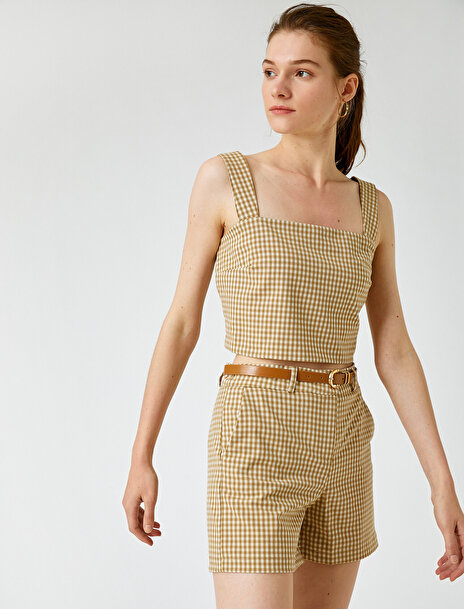 Koton Kadın Kareli Şort Kemerli Koton Kadın Kareli Şort Kemerli