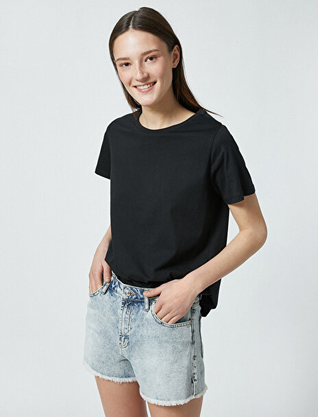Koton Kadın Bisiklet Yaka Tişört Kısa Kollu Basic Pamuklu Oversize Koton Kadın Bisiklet Yaka Tişört Kısa Kollu Basic Pamuklu Oversize