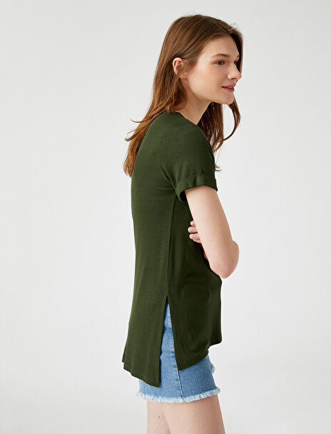 Koton Kadın Yırtmaçlı Tişört Bisiklet Yaka