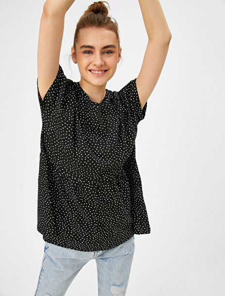 Koton Kadın Puantiyeli Tişört Bisiklet Yaka Pamuklu