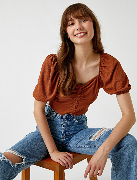 Koton Kadın Düğmeli V Yaka Balon Kollu Crop Bluz