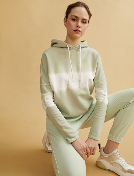 Koton Kadın Kapüşonlu Sweatshirt Renk Bloklu Pamuklu Oversize Koton Kadın Kapüşonlu Sweatshirt Renk Bloklu Pamuklu Oversize