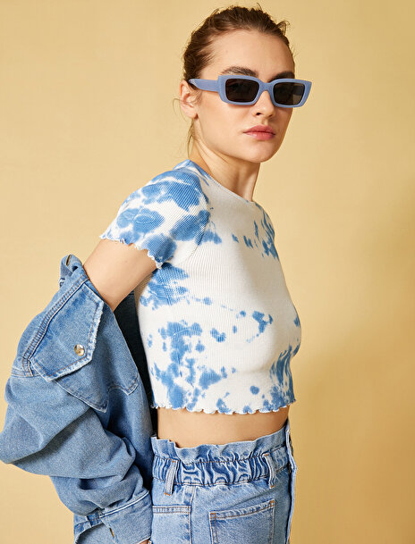 Koton Kadın Crop Tişört Batik Desenli Koton Kadın Crop Tişört Batik Desenli