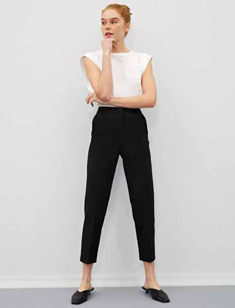 Koton Kadın Cepli Pantolon Crop Basic Koton Kadın Cepli Pantolon Crop Basic