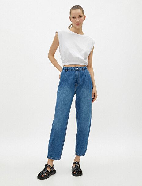 Koton Kadın Slouchy Jean - Yüksek Bel Baldırı Bol Paçada Darlaşan Salaş Kesim Pantolon Pamuklu Koton Kadın Slouchy Jean - Yüksek Bel Baldırı Bol Paçada Darlaşan Salaş Kesim Pantolon Pamuklu