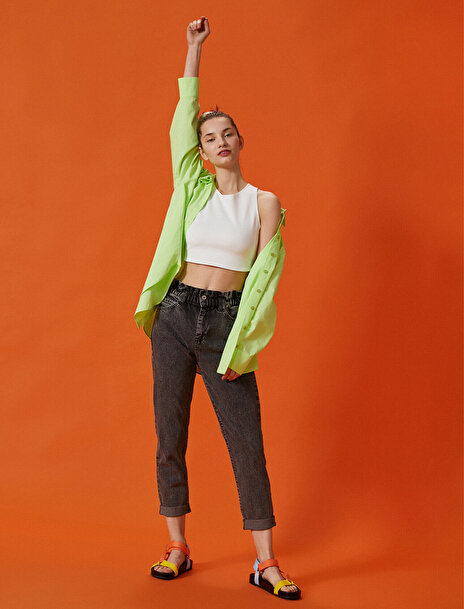 Koton Kadın Mom Jean Pamuklu Normal Bel Dar Kesim Dar Paça Pantolon