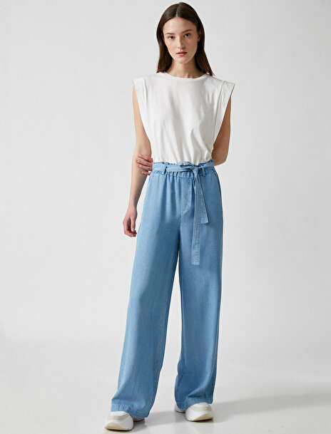 Koton Kadın Geniş Paça Pantolon Kemerli