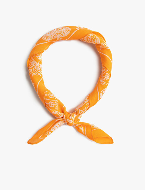 Koton Kadın Desenli Fular Pamuklu Koton Kadın Desenli Fular Pamuklu