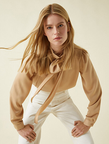 Koton Kadın Fular Yaka Uzun Kollu Bluz