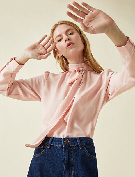 Koton Kadın Fular Yaka Uzun Kollu Bluz