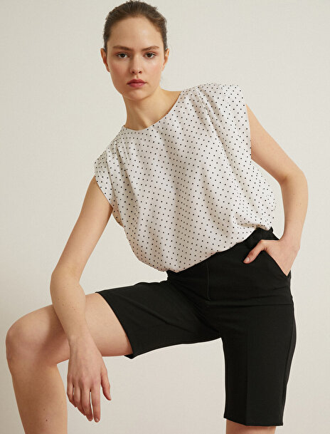 Koton Kadın Puantiyeli Bluz Kolsuz Bisiklet Yaka