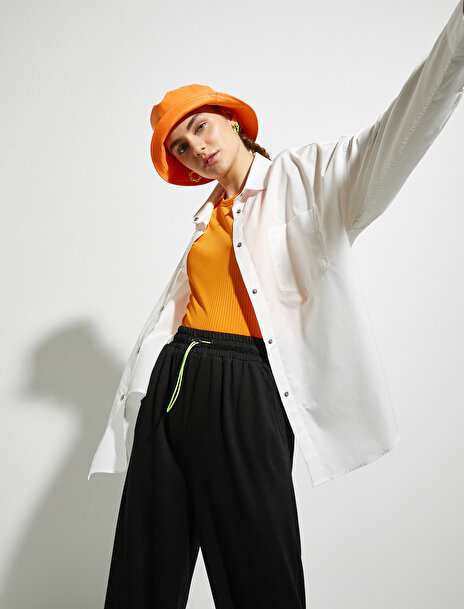Koton Kadın Oversize Gömlek Poplin Düğme Detaylı Koton Kadın Oversize Gömlek Poplin Düğme Detaylı