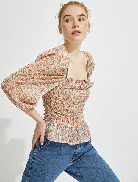 Koton Kadın Çiçekli Bluz Kare Yaka