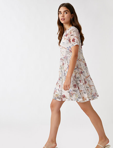 Koton Kadın Çiçek Baskılı Mini Elbise Koton Kadın Çiçek Baskılı Mini Elbise