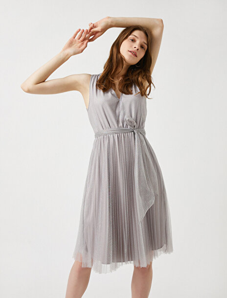 Koton Kadın Pileli Etek Metalik Detaylı Kemerli