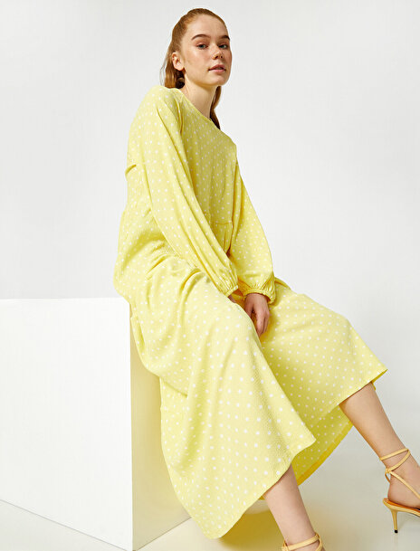 Koton Kadın Uzun Kollu Elbise Bisiklet Yaka Puantiyeli Uzun